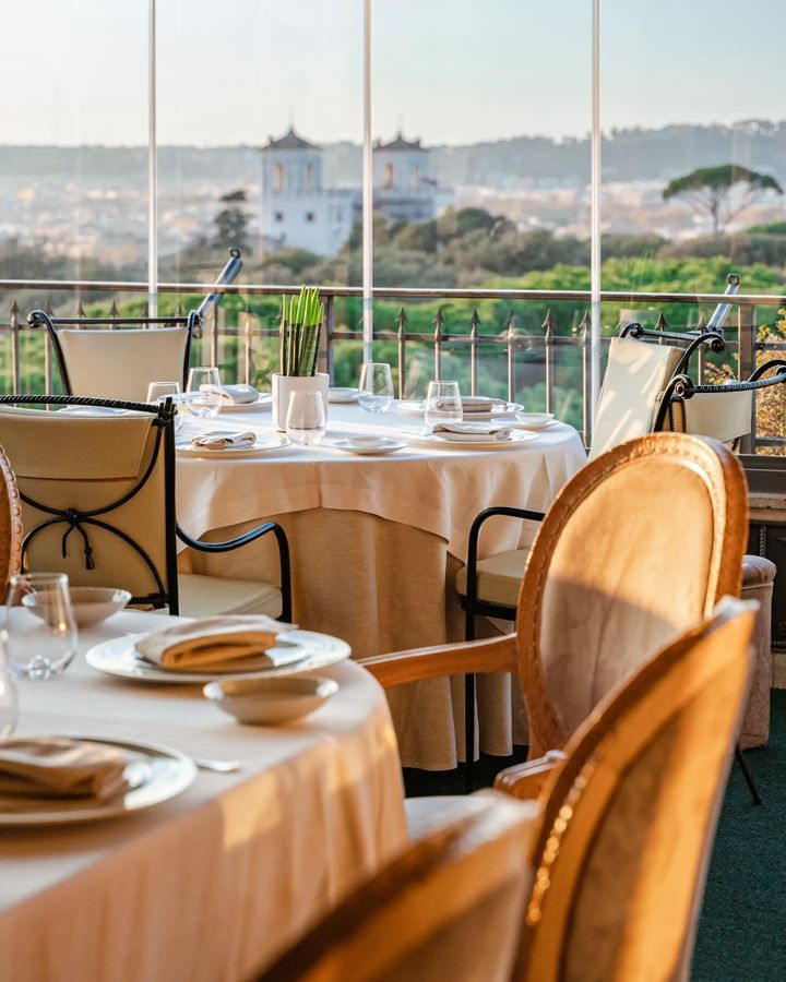 Our favourite dining views from around the world – I Love Linen