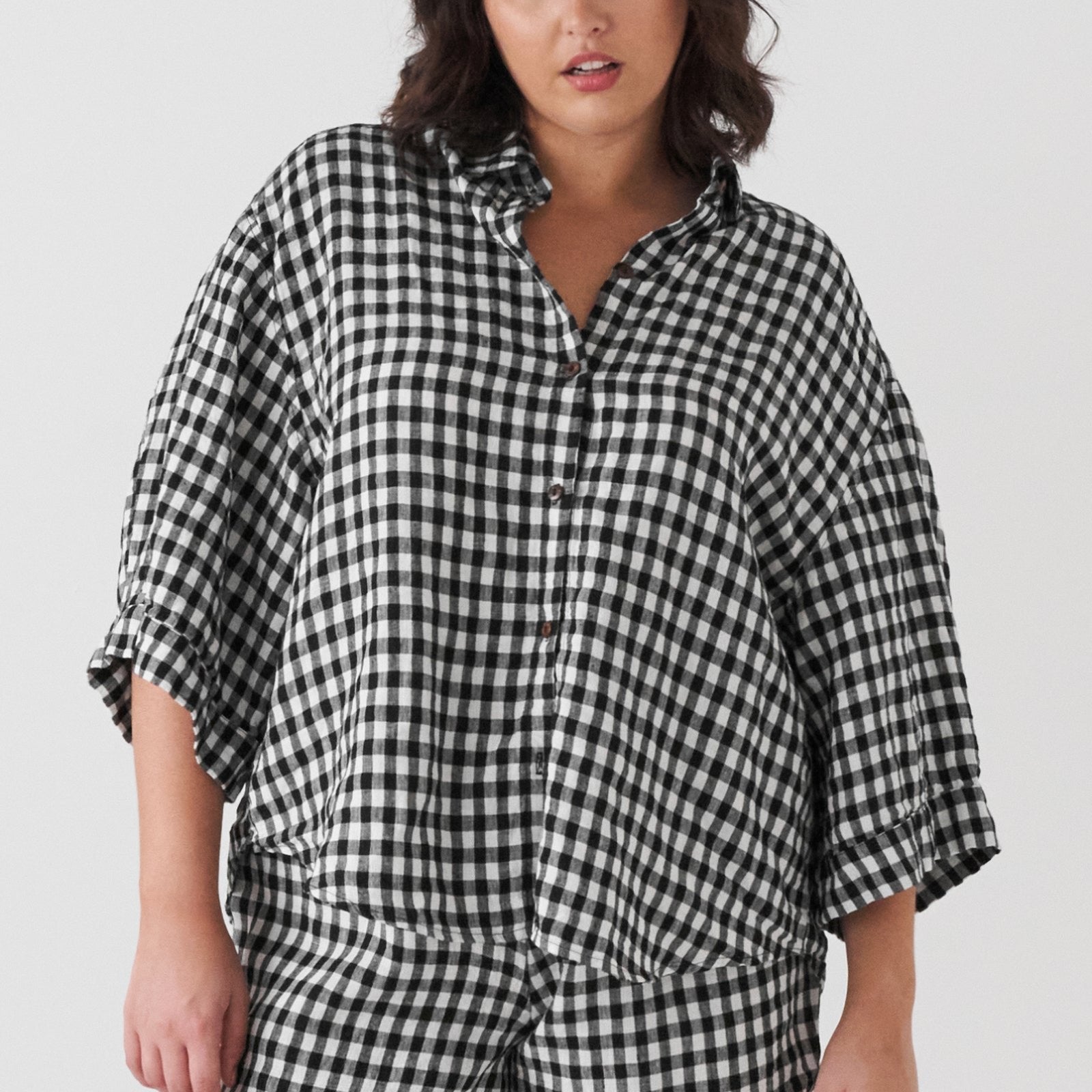 French Flax Linen Ruby Shirt in Charcoal Gingham – I Love Linen